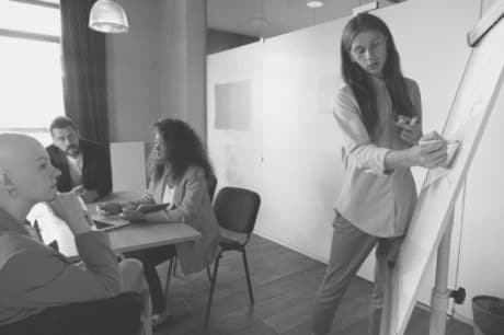 Senior Project Manager Job Description Sample | Monster.com